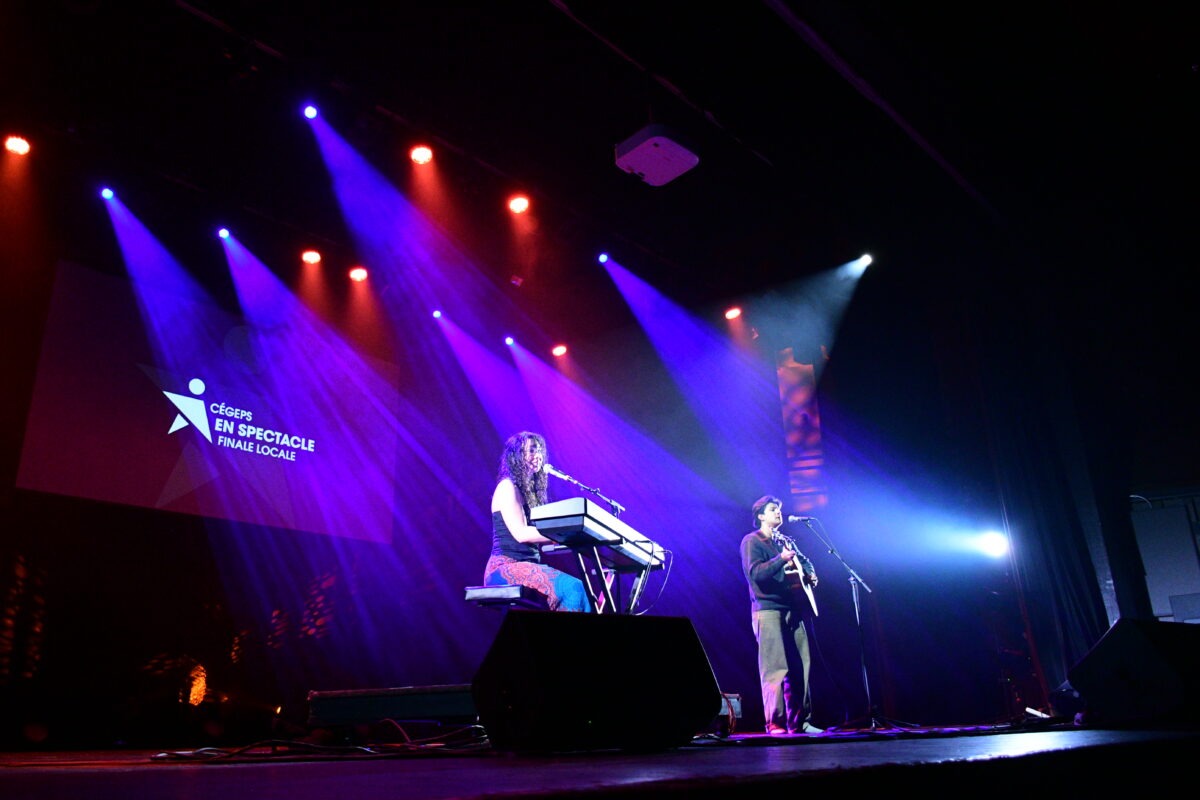 Cégeps en spectacle : une vitrine sur le talent local - Cégep de l ...